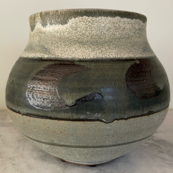 Accents | Vintage Midcentury Waves Pottery Vessel Owned By Courteney ...